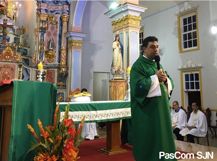 Diácono Leandro Monaia é ordenado presbítero neste sábado (29 ...